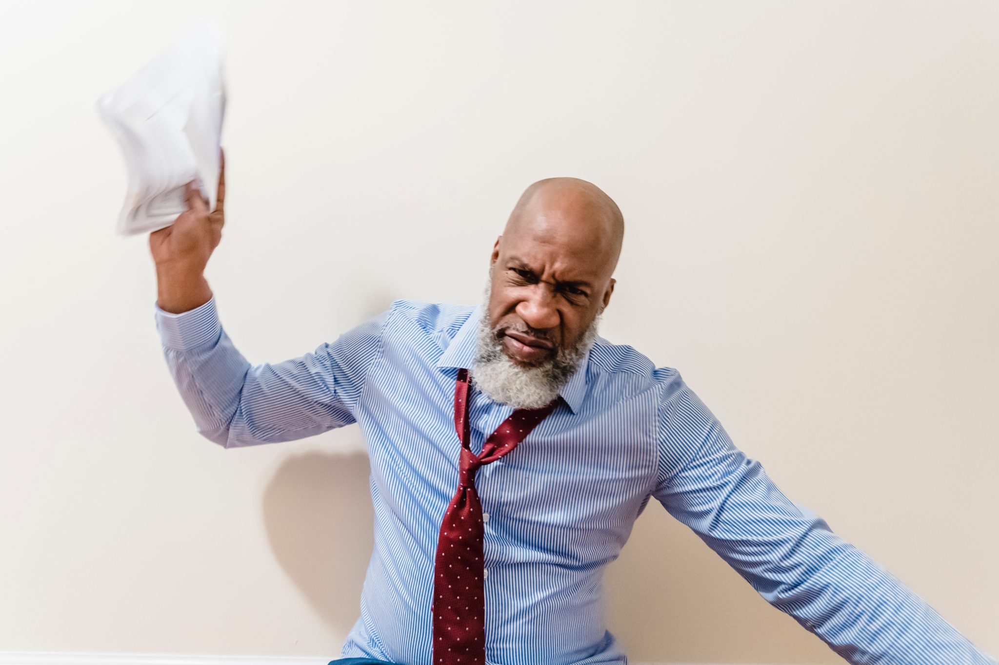 3 Difficult Customer Examples and Solutions - LiveHelpNow